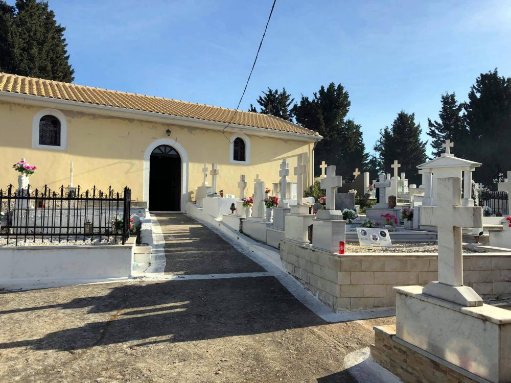 "Η ζωντάνια του νεκροταφείου"- διήγημα του Αριστείδη Δάγλα - Meganisi Times